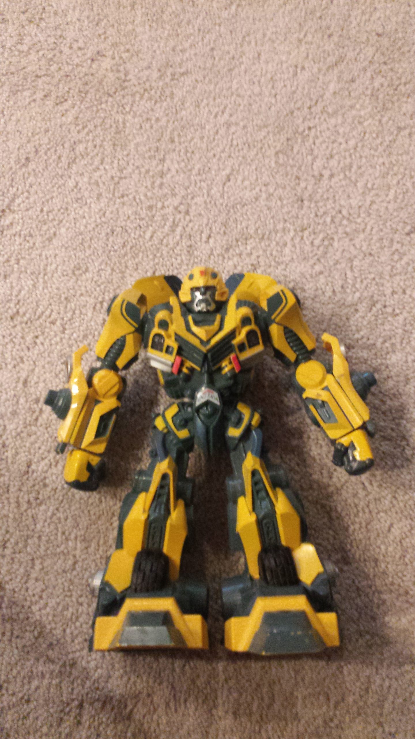 Hasbro Transformers Movie Cyber Stompin: Bumblebee Action Figure ...