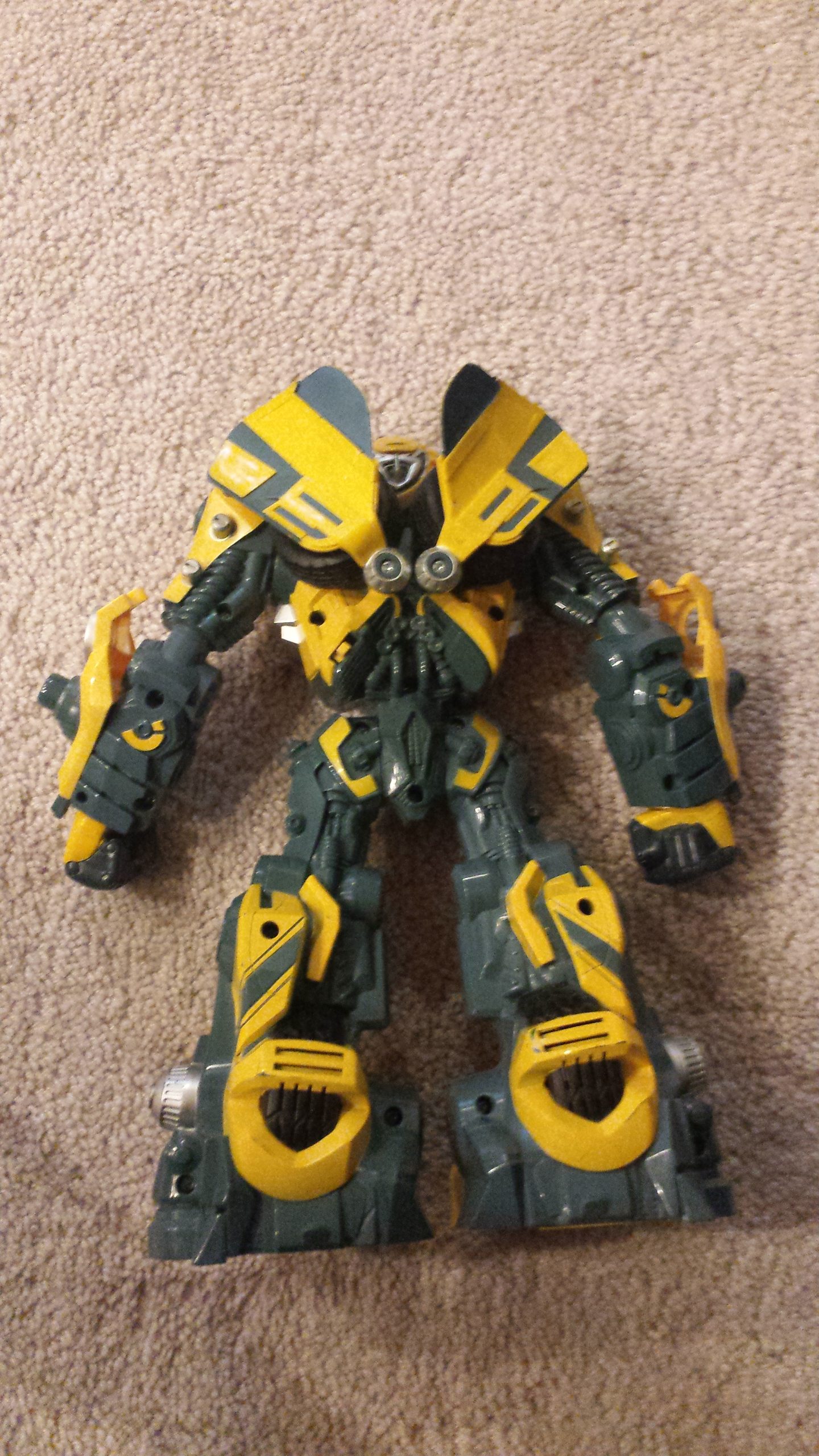 Hasbro Transformers Movie Cyber Stompin: Bumblebee Action Figure ...